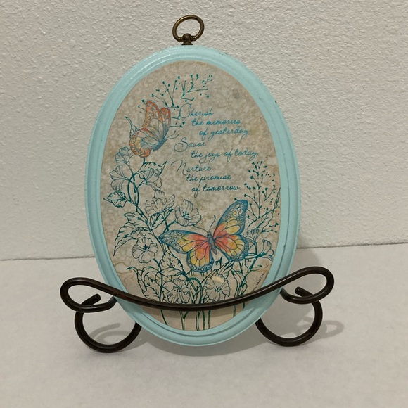 Hallmark | Wall Decor | 98 Wooden Hallmark Plaque With Butterflies ...